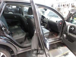 Black Nissan Qashqai 2011 in Jurbarkas, with an engine capacity of 1.46 L and mileage of 180 thousand km for 4950 €, photo 22 on AUTOMOTO.COM.LV