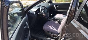 Melns Nissan Qashqai 2011 Rīga, ar dzinēja tilpumu 1.60 L un nobraukumu 231 tūkst. km par 4500 €, foto 8 vietnē AUTOMOTO.COM.LV
