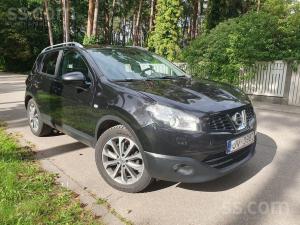 Melns Nissan Qashqai 2011 Jūrmala, ar dzinēja tilpumu 2.00 L un nobraukumu 127 tūkst. km par 3700 €, foto  vietnē AUTOMOTO.COM.LV
