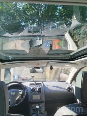 Melns Nissan Qashqai 2011 Jūrmala, ar dzinēja tilpumu 2.00 L un nobraukumu 127 tūkst. km par 3700 €, foto 8 vietnē AUTOMOTO.COM.LV