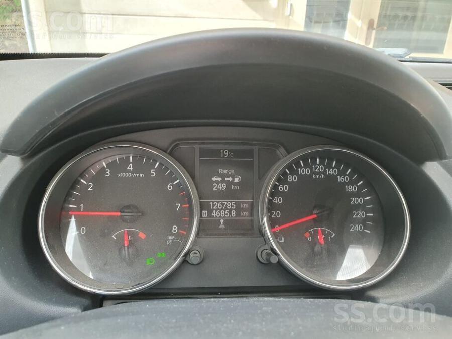 Melns Nissan Qashqai 2011 Jūrmala, ar dzinēja tilpumu 2.00 L un nobraukumu 127 tūkst. km par 3700 €, foto 10 vietnē AUTOMOTO.COM.LV
