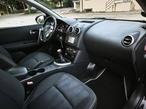 Melns Nissan Qashqai 2011 Cēsis, ar dzinēja tilpumu 1.60 L un nobraukumu 238 tūkst. km par 5950 €, foto 13 vietnē AUTOMOTO.COM.LV