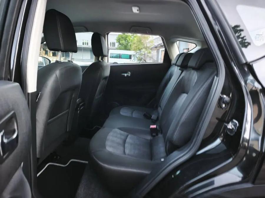 Melns Nissan Qashqai 2011 Cēsis, ar dzinēja tilpumu 1.60 L un nobraukumu 238 tūkst. km par 5950 €, foto 15 vietnē AUTOMOTO.COM.LV