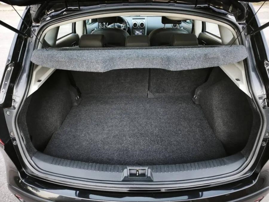Melns Nissan Qashqai 2011 Cēsis, ar dzinēja tilpumu 1.60 L un nobraukumu 238 tūkst. km par 5950 €, foto 16 vietnē AUTOMOTO.COM.LV