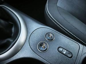 Melns Nissan Qashqai 2011 Cēsis, ar dzinēja tilpumu 1.60 L un nobraukumu 238 tūkst. km par 5950 €, foto 18 vietnē AUTOMOTO.COM.LV