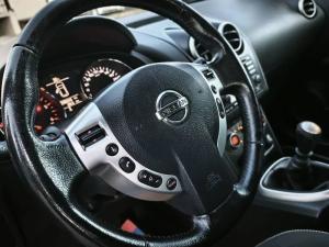 Melns Nissan Qashqai 2011 Cēsis, ar dzinēja tilpumu 1.60 L un nobraukumu 238 tūkst. km par 5950 €, foto 23 vietnē AUTOMOTO.COM.LV