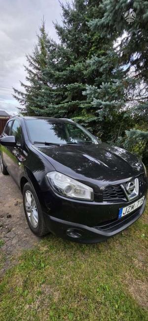 Black Nissan Qashqai 2011 in Kaunas, with an engine capacity of 1.46 L and mileage of 316 thousand km for 2999 €, photo 7 on AUTOMOTO.COM.LV