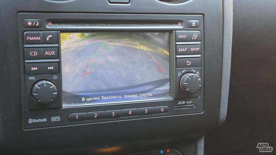 Black Nissan Qashqai 2011 in Vilnius, with an engine capacity of 1.50 L and mileage of 222 thousand km for 4200 €, photo 12 on AUTOMOTO.COM.LV