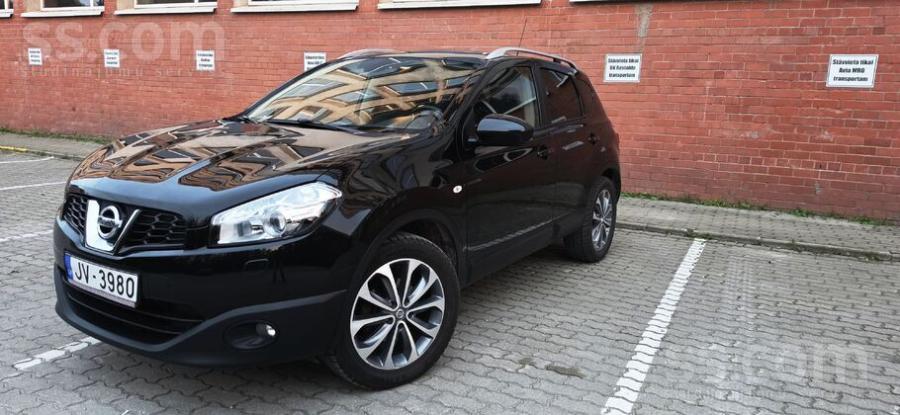 Melns Nissan Qashqai 2011 Rīga, ar dzinēja tilpumu 2.00 L un nobraukumu 120 tūkst. km par 5500 €, foto 1 vietnē AUTOMOTO.COM.LV