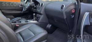 Melns Nissan Qashqai 2011 Rīga, ar dzinēja tilpumu 2.00 L un nobraukumu 120 tūkst. km par 5500 €, foto 11 vietnē AUTOMOTO.COM.LV