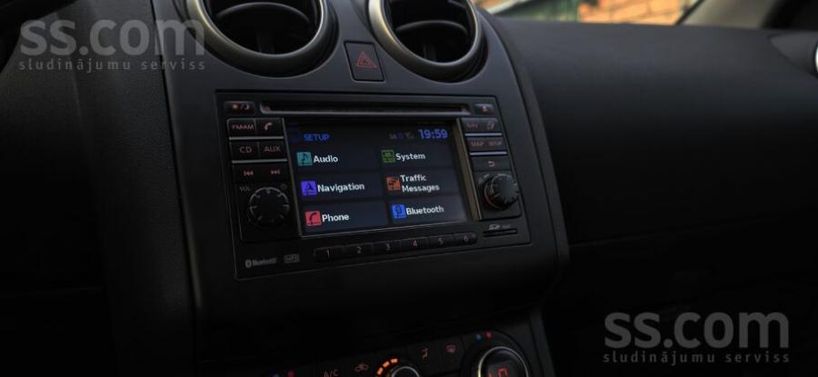 Melns Nissan Qashqai 2011 Rīga, ar dzinēja tilpumu 2.00 L un nobraukumu 120 tūkst. km par 5500 €, foto 19 vietnē AUTOMOTO.COM.LV