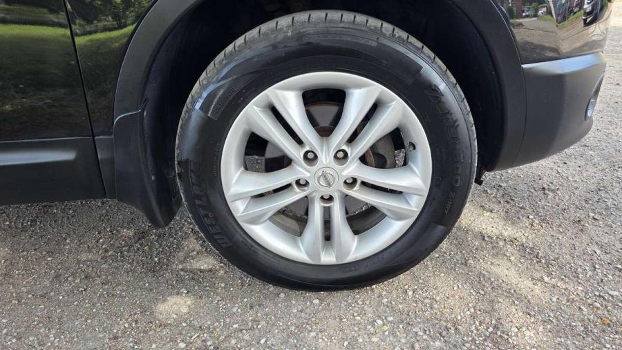 Melns Nissan Qashqai 2011 Šauļi, ar dzinēja tilpumu 2.00 L un nobraukumu 290 tūkst. km par 4900 €, foto 13 vietnē AUTOMOTO.COM.LV