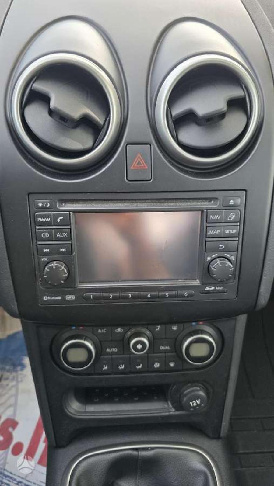 Melns Nissan Qashqai 2011 Šauļi, ar dzinēja tilpumu 2.00 L un nobraukumu 290 tūkst. km par 4900 €, foto 21 vietnē AUTOMOTO.COM.LV