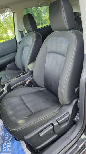 Melns Nissan Qashqai 2011 Šauļi, ar dzinēja tilpumu 2.00 L un nobraukumu 290 tūkst. km par 4900 €, foto 28 vietnē AUTOMOTO.COM.LV