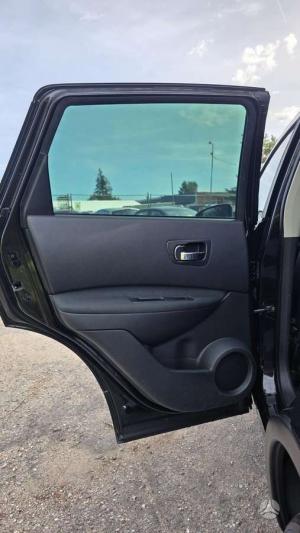 Melns Nissan Qashqai 2011 Šauļi, ar dzinēja tilpumu 2.00 L un nobraukumu 290 tūkst. km par 4900 €, foto 31 vietnē AUTOMOTO.COM.LV