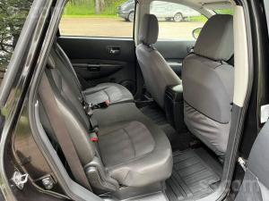 Black Nissan Qashqai 2011 in Riga, with an engine capacity of 1.60 L and mileage of 0 thousand km for 4599 €, photo 21 on AUTOMOTO.COM.LV