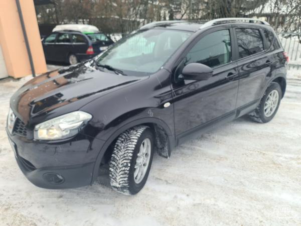 Melns Nissan Qashqai 2012 Viļņa, ar dzinēja tilpumu 1.50 L un nobraukumu 139 tūkst. km par 5700 €, foto 1 vietnē AUTOMOTO.COM.LV