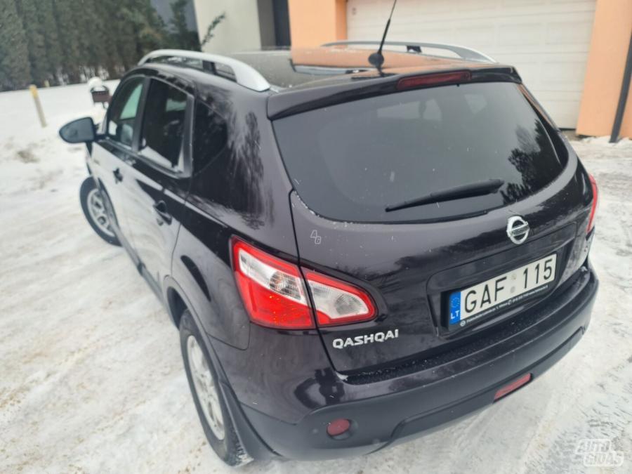 Melns Nissan Qashqai 2012 Viļņa, ar dzinēja tilpumu 1.50 L un nobraukumu 139 tūkst. km par 5700 €, foto 3 vietnē AUTOMOTO.COM.LV
