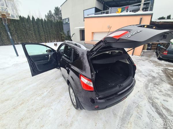 Melns Nissan Qashqai 2012 Viļņa, ar dzinēja tilpumu 1.50 L un nobraukumu 139 tūkst. km par 5700 €, foto 9 vietnē AUTOMOTO.COM.LV