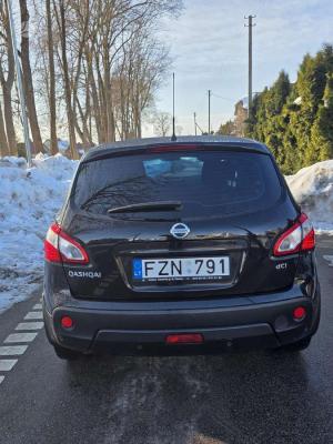Melns Nissan Qashqai 2012 Kretinga, ar dzinēja tilpumu 1.46 L un nobraukumu 244 tūkst. km par 4600 €, foto 7 vietnē AUTOMOTO.COM.LV