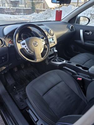 Melns Nissan Qashqai 2012 Kretinga, ar dzinēja tilpumu 1.50 L un nobraukumu 244 tūkst. km par 4200 €, foto 12 vietnē AUTOMOTO.COM.LV