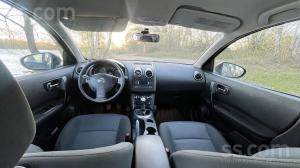 Black Nissan Qashqai 2012 in Riga, with an engine capacity of 1.50 L and mileage of 180 thousand km for 4400 €, photo 6 on AUTOMOTO.COM.LV