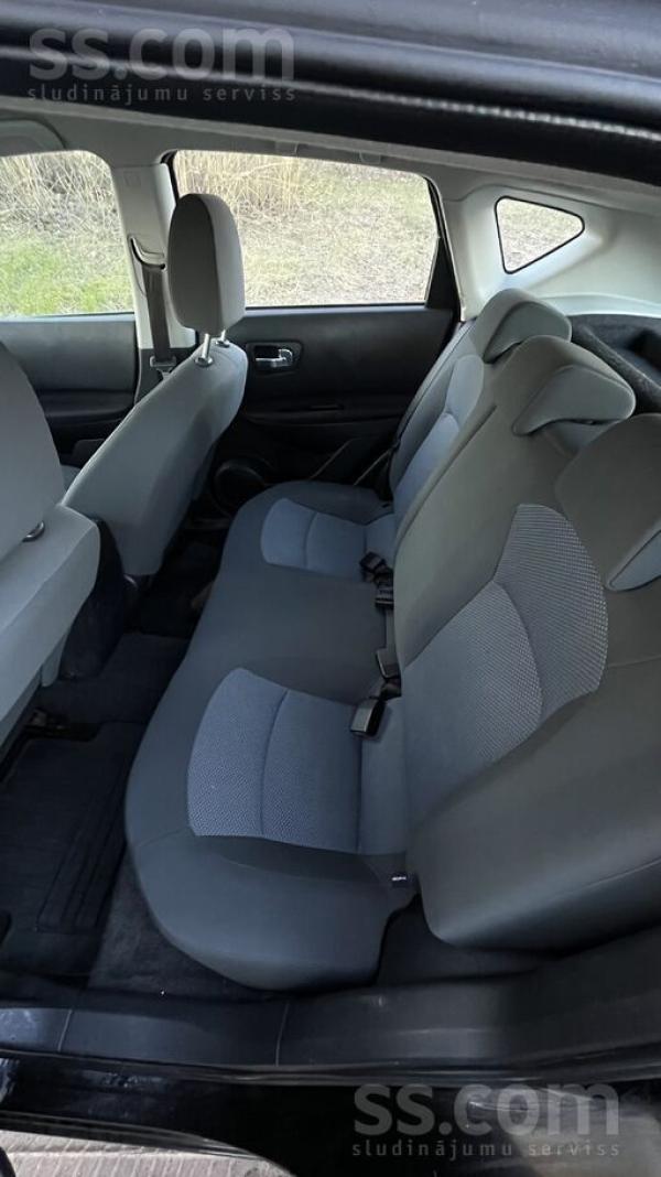 Melns Nissan Qashqai 2012 Rīga, ar dzinēja tilpumu 1.50 L un nobraukumu 180 tūkst. km par 4400 €, foto 6 vietnē AUTOMOTO.COM.LV
