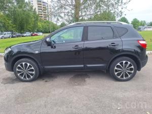 Melns Nissan Qashqai 2012 Rīga, ar dzinēja tilpumu 1.50 L un nobraukumu 129 tūkst. km par 5300 €, foto 8 vietnē AUTOMOTO.COM.LV