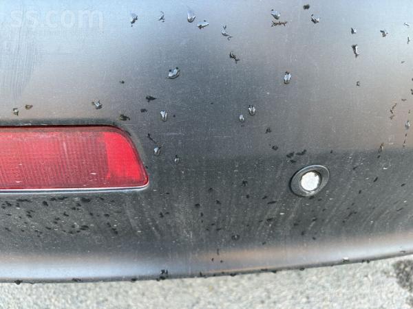 Black Nissan Qashqai 2012 in Riga, with an engine capacity of 2.00 L and mileage of 240 thousand km for 5250 €, photo 8 on AUTOMOTO.COM.LV