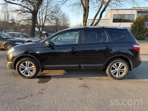 Melns Nissan Qashqai 2012 Rīga, ar dzinēja tilpumu 2.00 L un nobraukumu 240 tūkst. km par 5250 €, foto 10 vietnē AUTOMOTO.COM.LV