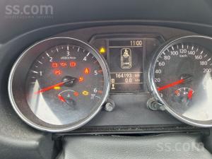 Melns Nissan Qashqai 2012 Jelgava, ar dzinēja tilpumu 1.60 L un nobraukumu 164 tūkst. km par 2999 €, foto 11 vietnē AUTOMOTO.COM.LV
