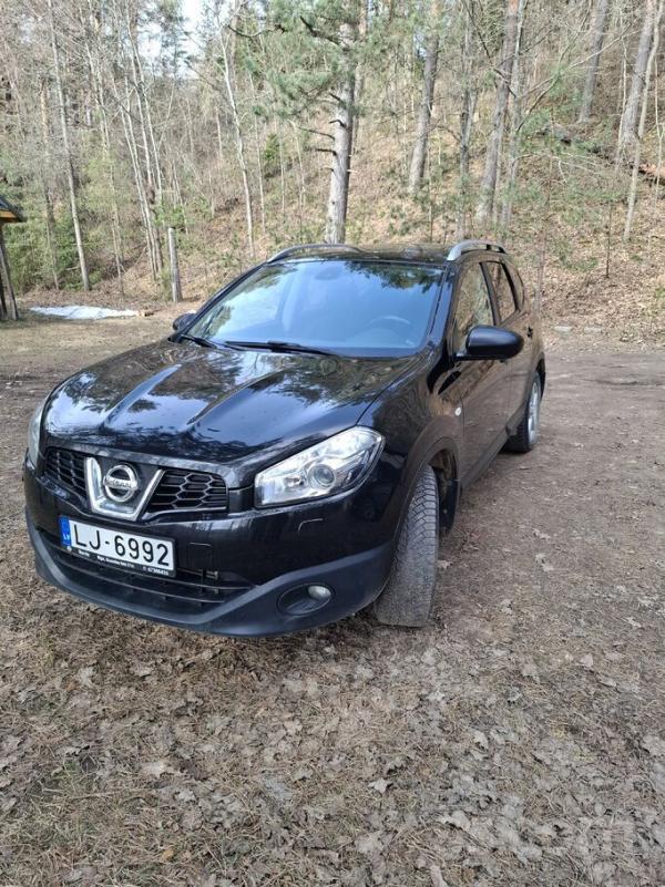 Melns Nissan Qashqai 2012 Ludza, ar dzinēja tilpumu 1.60 L un nobraukumu 530 tūkst. km par 5500 €, foto 2 vietnē AUTOMOTO.COM.LV