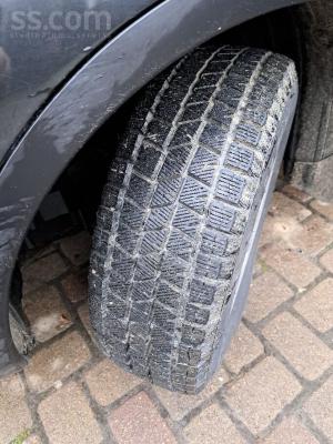 Black Nissan Qashqai 2012 in Riga, with an engine capacity of 2.00 L and mileage of 164 thousand km for 5990 €, photo 6 on AUTOMOTO.COM.LV