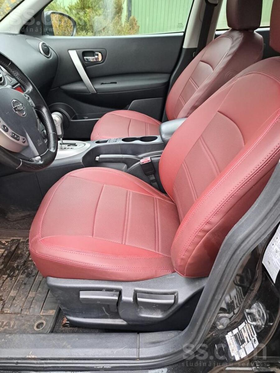 Black Nissan Qashqai 2012 in Riga, with an engine capacity of 2.00 L and mileage of 164 thousand km for 5990 €, photo 7 on AUTOMOTO.COM.LV