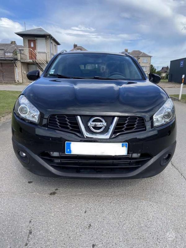 Melns Nissan Qashqai 2012 Tauragė, ar dzinēja tilpumu 2.00 L un nobraukumu 234 tūkst. km par 3200 €, foto 7 vietnē AUTOMOTO.COM.LV