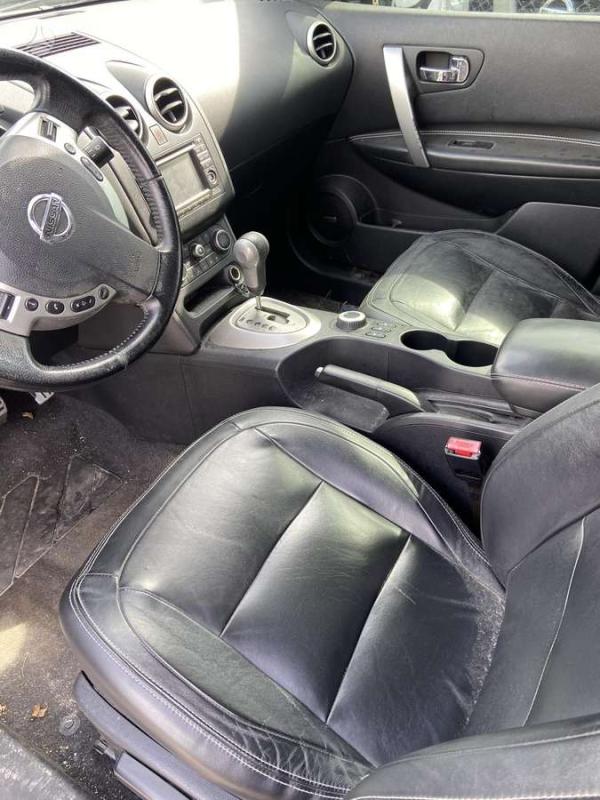 Melns Nissan Qashqai 2012 Tauragė, ar dzinēja tilpumu 2.00 L un nobraukumu 234 tūkst. km par 3200 €, foto 9 vietnē AUTOMOTO.COM.LV