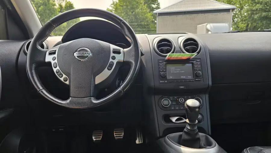 Melns Nissan Qashqai 2012 Rīga, ar dzinēja tilpumu 1.60 L un nobraukumu 227 tūkst. km par 7550 €, foto 16 vietnē AUTOMOTO.COM.LV