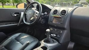 Melns Nissan Qashqai 2012 Rīga, ar dzinēja tilpumu 1.60 L un nobraukumu 227 tūkst. km par 7550 €, foto 26 vietnē AUTOMOTO.COM.LV