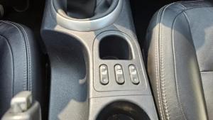 Melns Nissan Qashqai 2012 Rīga, ar dzinēja tilpumu 1.60 L un nobraukumu 227 tūkst. km par 7550 €, foto 29 vietnē AUTOMOTO.COM.LV