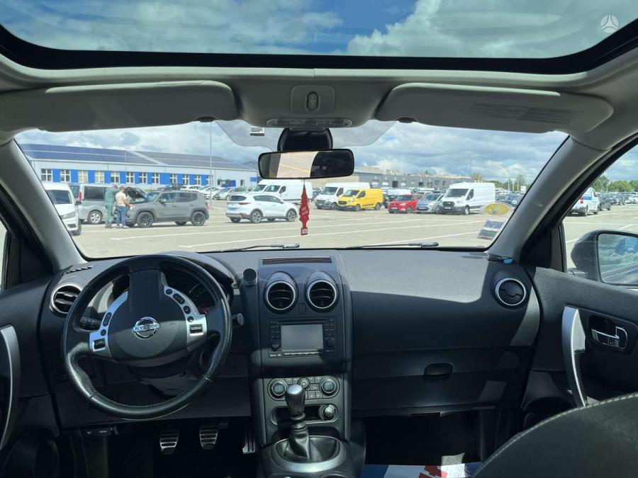 Melns Nissan Qashqai 2012 Tauragė, ar dzinēja tilpumu 1.60 L un nobraukumu 272 tūkst. km par 4200 €, foto 15 vietnē AUTOMOTO.COM.LV