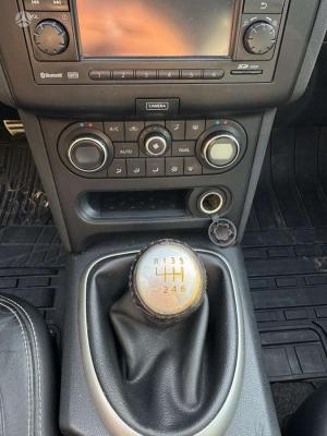 Black Nissan Qashqai 2012 in Klaipeda, with an engine capacity of 1.60 L and mileage of 218 thousand km for 4000 €, photo 17 on AUTOMOTO.COM.LV