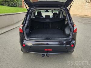 Black Nissan Qashqai 2012 in Jekabpils, with an engine capacity of 2.00 L and mileage of 285 thousand km for 6490 €, photo 18 on AUTOMOTO.COM.LV
