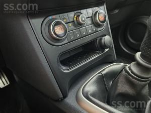Black Nissan Qashqai 2012 in Jekabpils, with an engine capacity of 2.00 L and mileage of 285 thousand km for 6490 €, photo 24 on AUTOMOTO.COM.LV