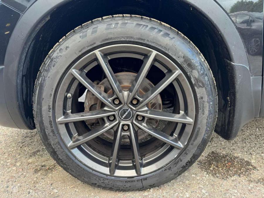 Melns Nissan Qashqai 2012 Jurbarkas, ar dzinēja tilpumu 1.46 L un nobraukumu 242 tūkst. km par 5250 €, foto 22 vietnē AUTOMOTO.COM.LV