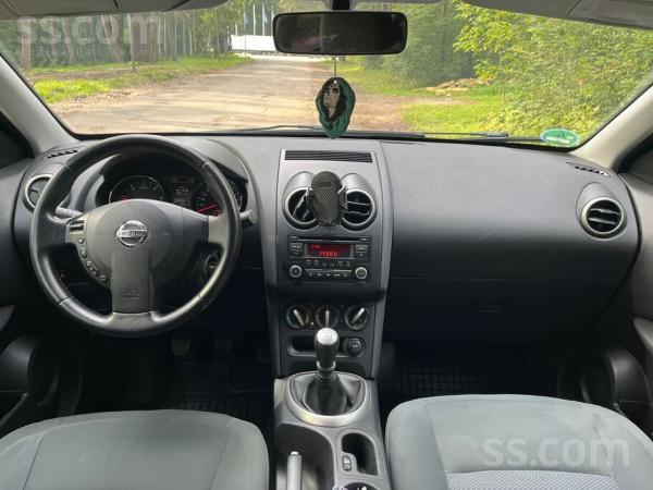 Nissan Qashqai 2012 Rīga vietnē Melns Nissan Qashqai 2012 Rīga, ar dzinēja tilpumu 1.50 L un nobraukumu 0 tūkst. km par 5899 €, foto 11 vietnē AUTOMOTO.COM.LV