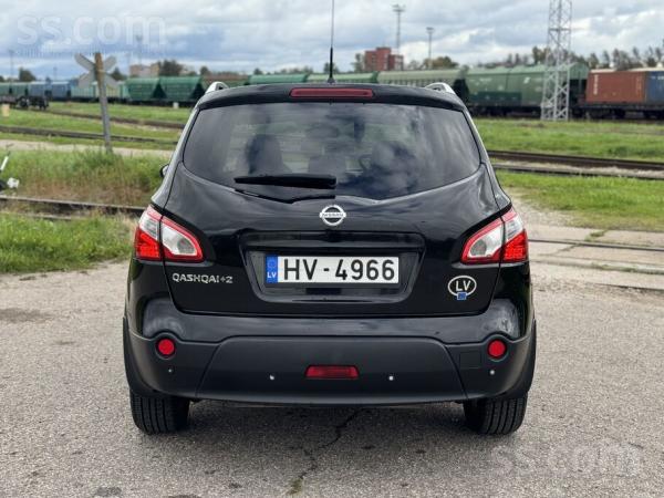 Черный Ниссан Кашкай 2012 в Рига, объемом двигателя 2.00 л и пробегом 240 тыс. км за 5200 €, фото 6 на AUTOMOTO.COM.LV
