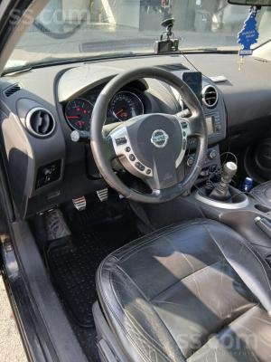 Melns Nissan Qashqai 2012 Liepāja, ar dzinēja tilpumu 1.50 L un nobraukumu 408 tūkst. km par 4800 €, foto 3 vietnē AUTOMOTO.COM.LV