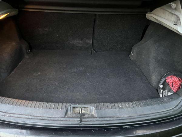 Black Nissan Qashqai 2013 in Jonava, with an engine capacity of 0.00 L and mileage of 272 thousand km for 5000 €, photo 11 on AUTOMOTO.COM.LV