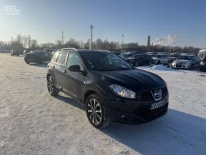 Black Nissan Qashqai 2013 in Marijampole, with an engine capacity of 1.50 L and mileage of 270 thousand km for 5700 €, photo 3 on AUTOMOTO.COM.LV