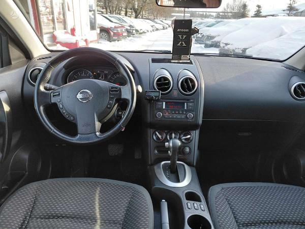 Black Nissan Qashqai 2013 in Klaipeda, with an engine capacity of 1.60 L and mileage of 204 thousand km for 5500 €, photo 11 on AUTOMOTO.COM.LV